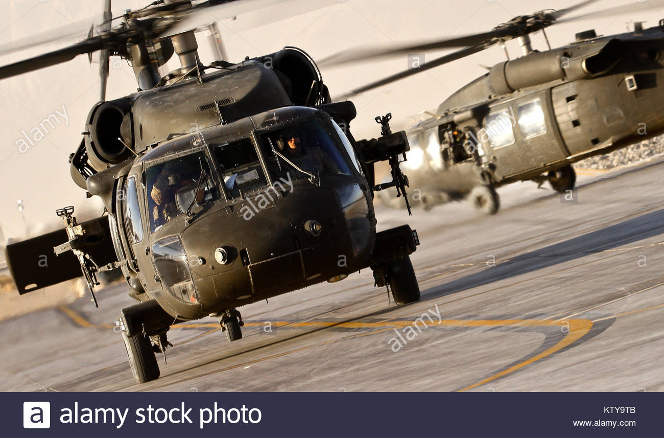 Sikorsky Uh 60 Black Hawk Stock Photos & Sikorsky Uh 60 Black Hawk ...