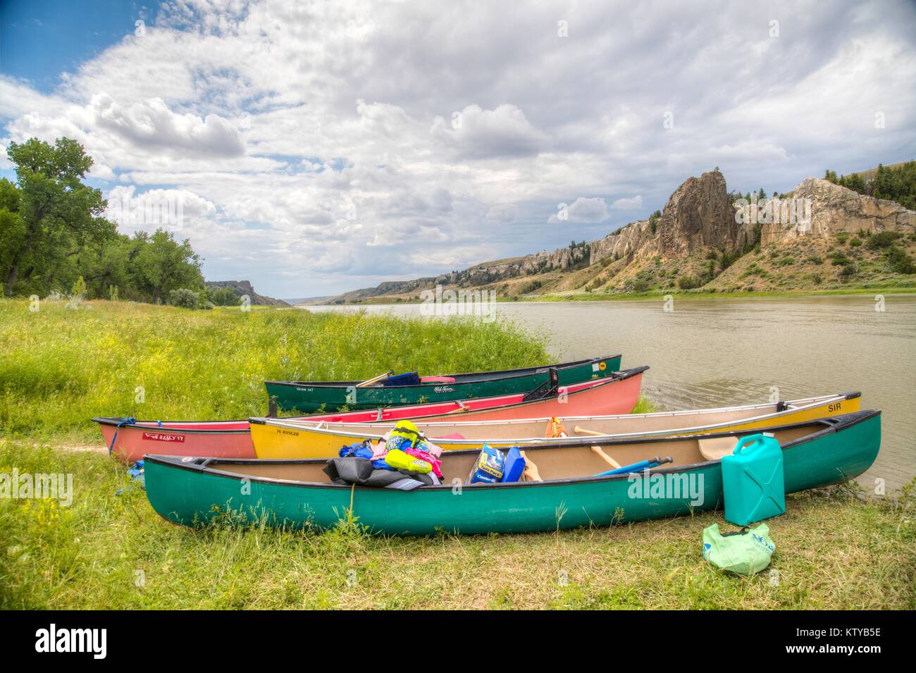 Montana and upper missouri river breaks hi-res stock photography and ...