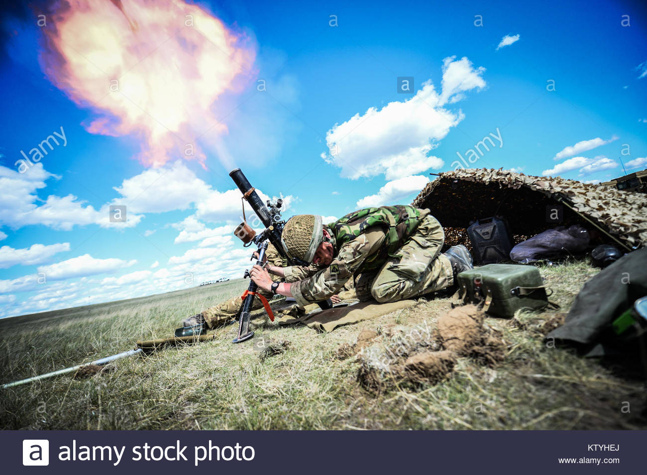 81mm Mortar He Rounds Stock Photos & 81mm Mortar He Rounds Stock Images ...