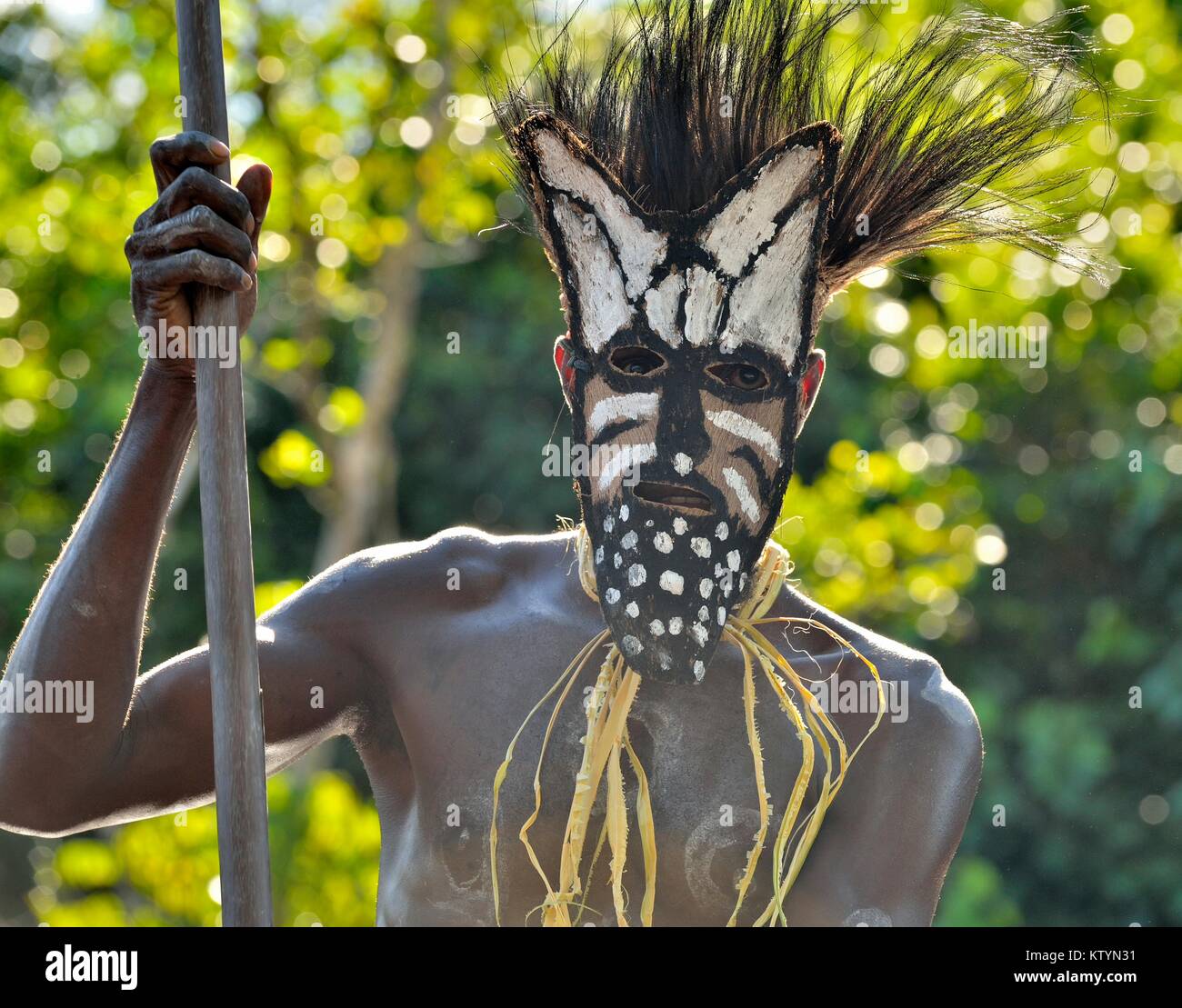YOUW VILLAGE, ASMAT REGION, NEW GUINEA, INDONESIA - MAY 23, 2016: Canoe ...
