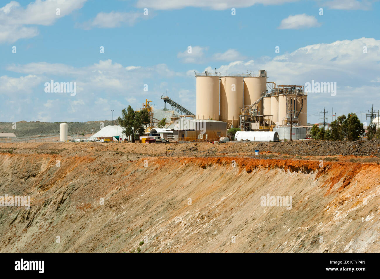 Mining Process Plant Stock Photo - Alamy