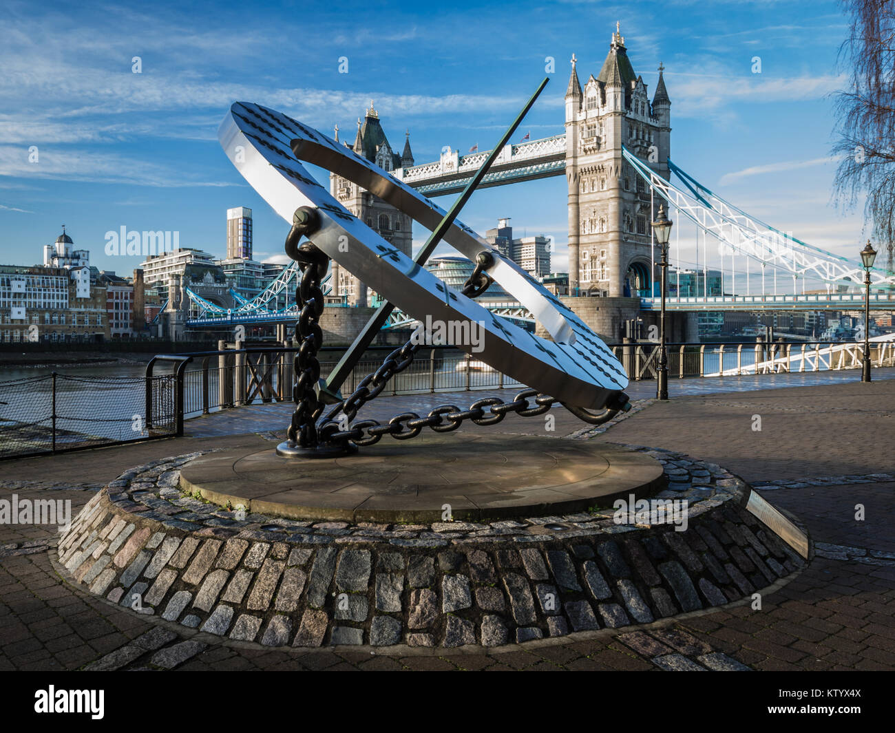 Tower bridge sundial london england hi-res stock photography and images ...