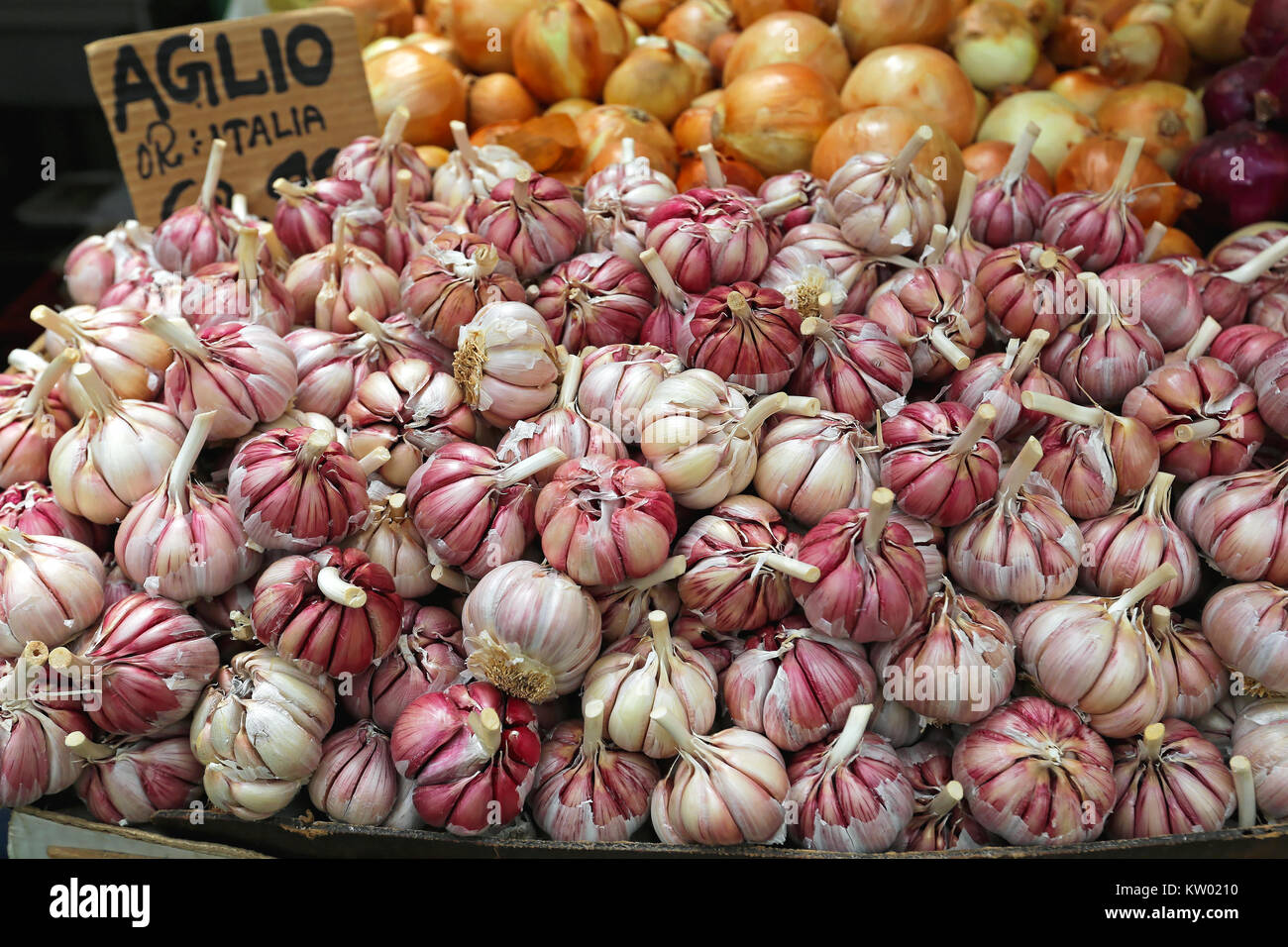 Big bunch of Italian garlic herbs Stock Photo - Alamy
