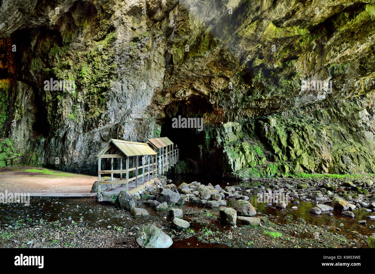 Scotland, highlands, two-pronged mattock cave Smoo Cave with Durness ...