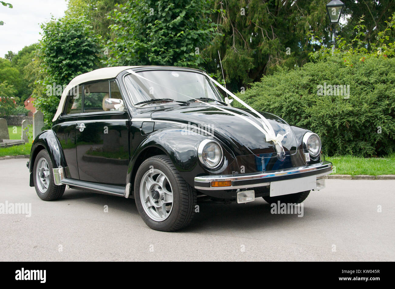 Vw beetle convertible hi-res stock photography and images - Alamy