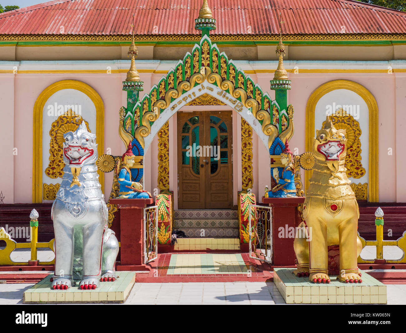 Detail of the Shwe Sayan Pagoda in Dala Township, across the Yangon ...