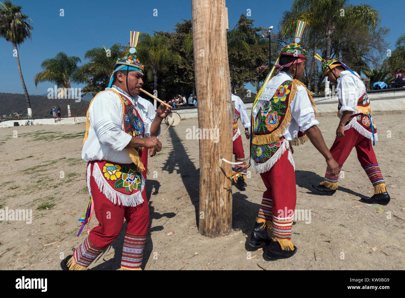 Pipe and drum player, Danza de los Voladores, Malecon, Chapala, Jaisco ...
