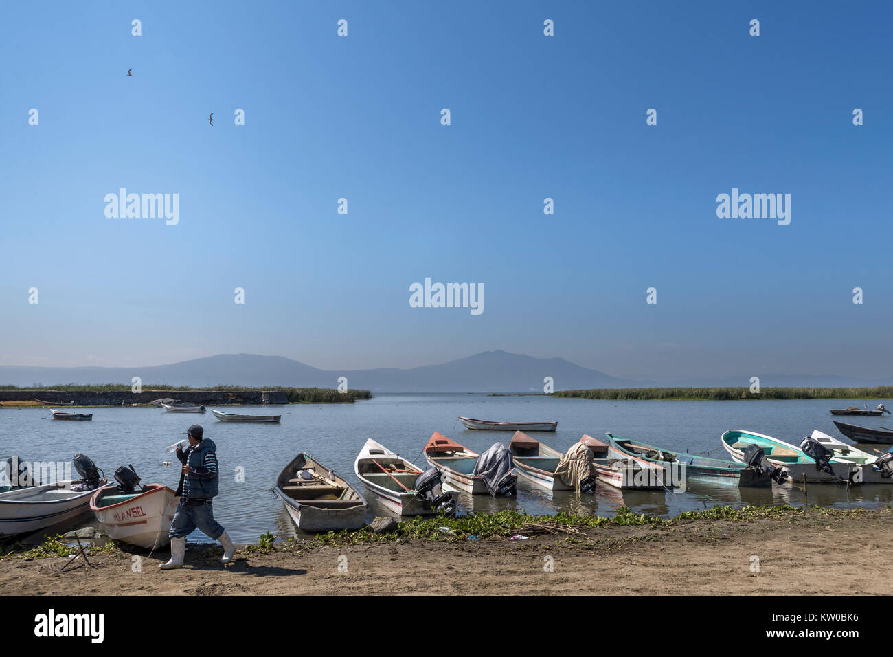 Lake fishing mexico hi-res stock photography and images - Alamy