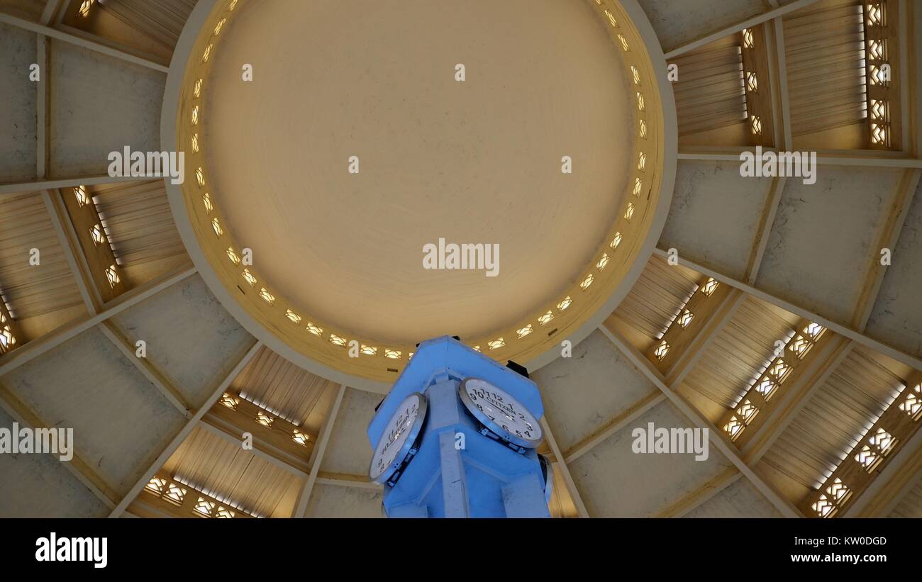 Cruciform shape hi-res stock photography and images - Alamy