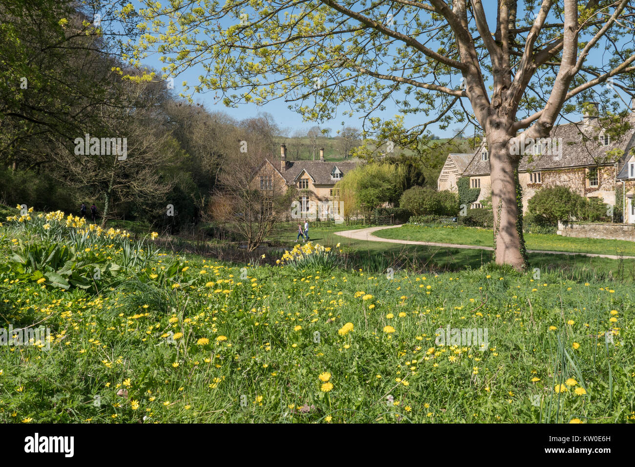 The scenic Cotswold village of Upper Slaughter, Gloucestershire ...
