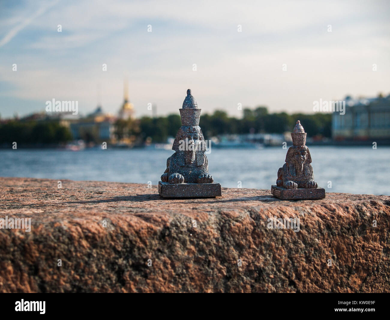 Small sphinxes hi-res stock photography and images - Alamy