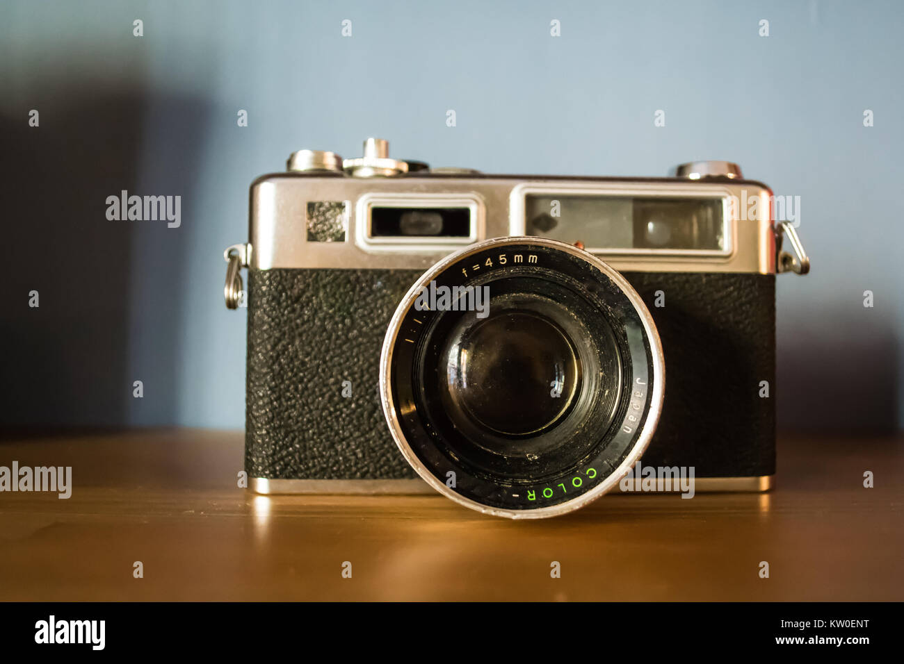 vintage film photo camera Stock Photo - Alamy