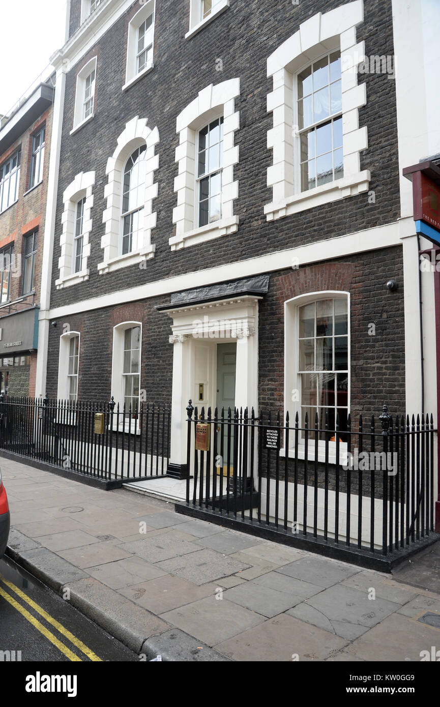 London soho house 76 dean street hi-res stock photography and images ...