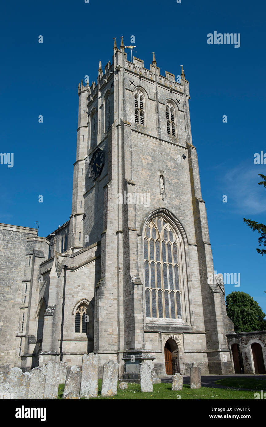 The Priory Church of the Holy Trinity (Christchurch Priory) is the ...