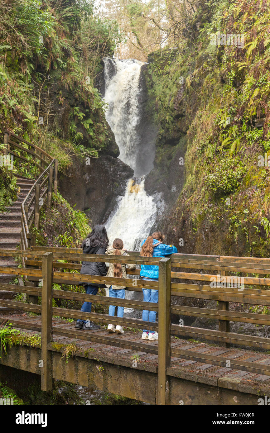 Ess na larach waterfall glenariff forest park hi-res stock photography ...