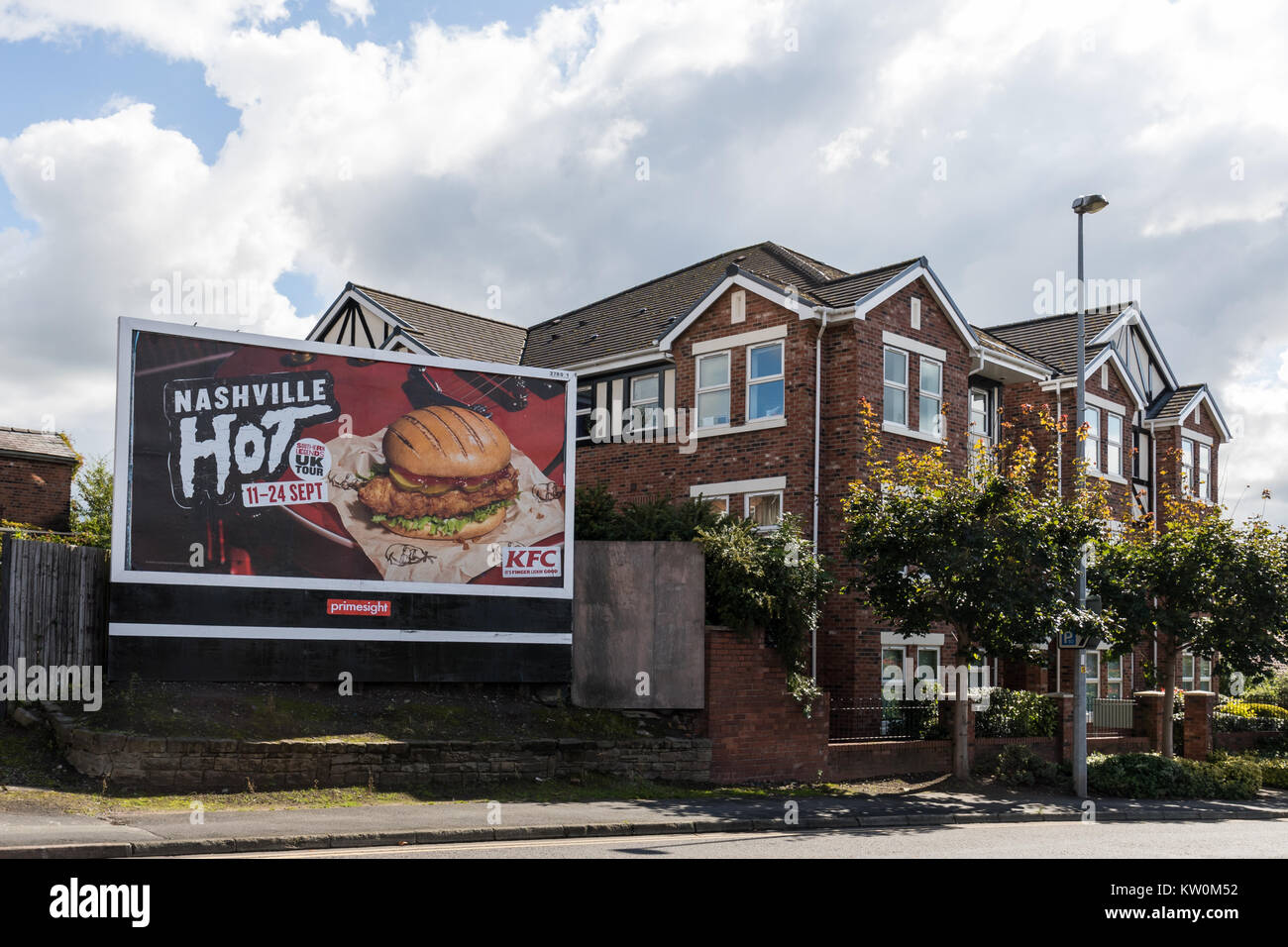Kfc kentucky fried chicken advert hi-res stock photography and images ...