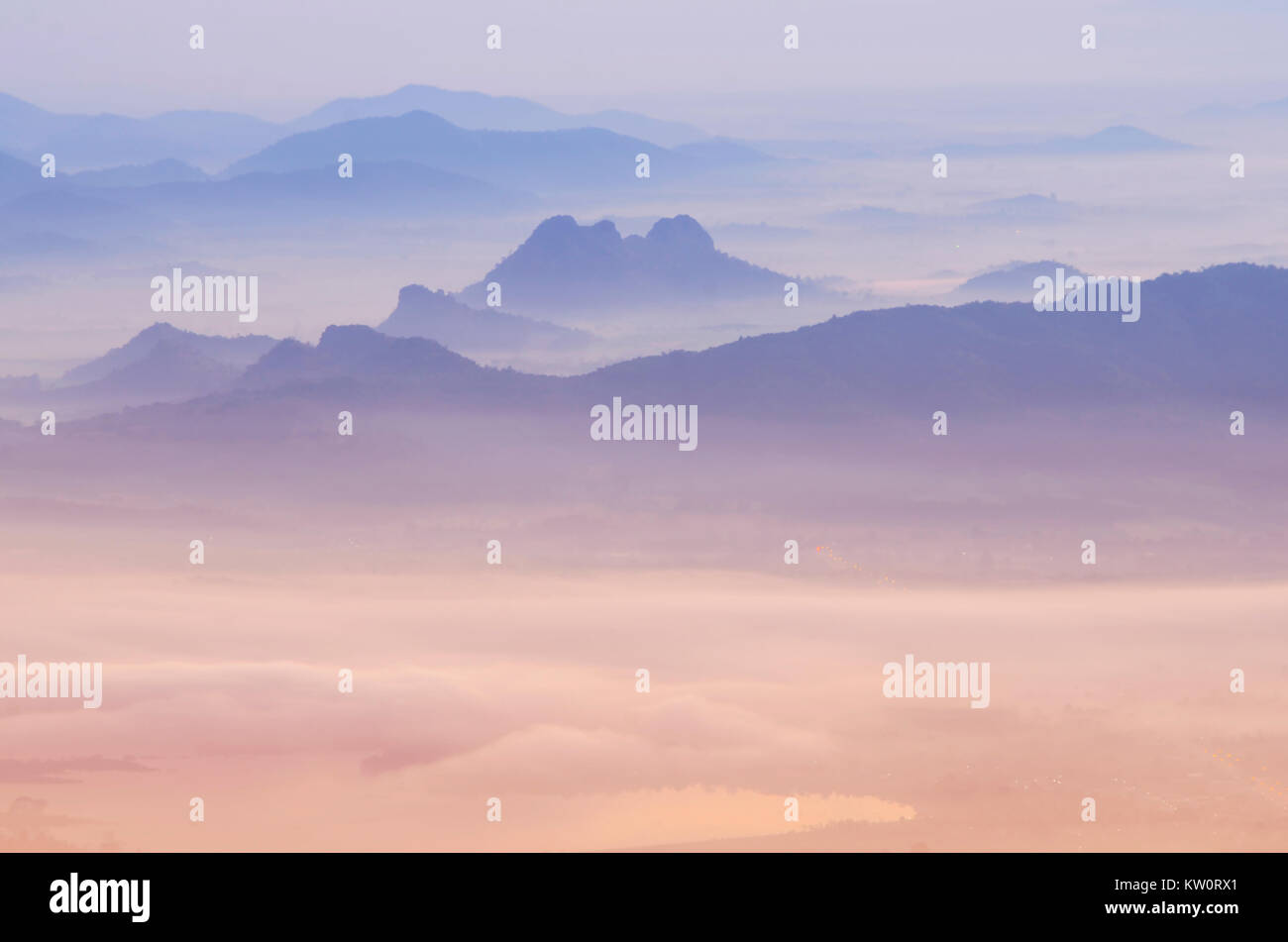 Sea of mist and Sunrise Background, Early Morning Light, The Natural ...