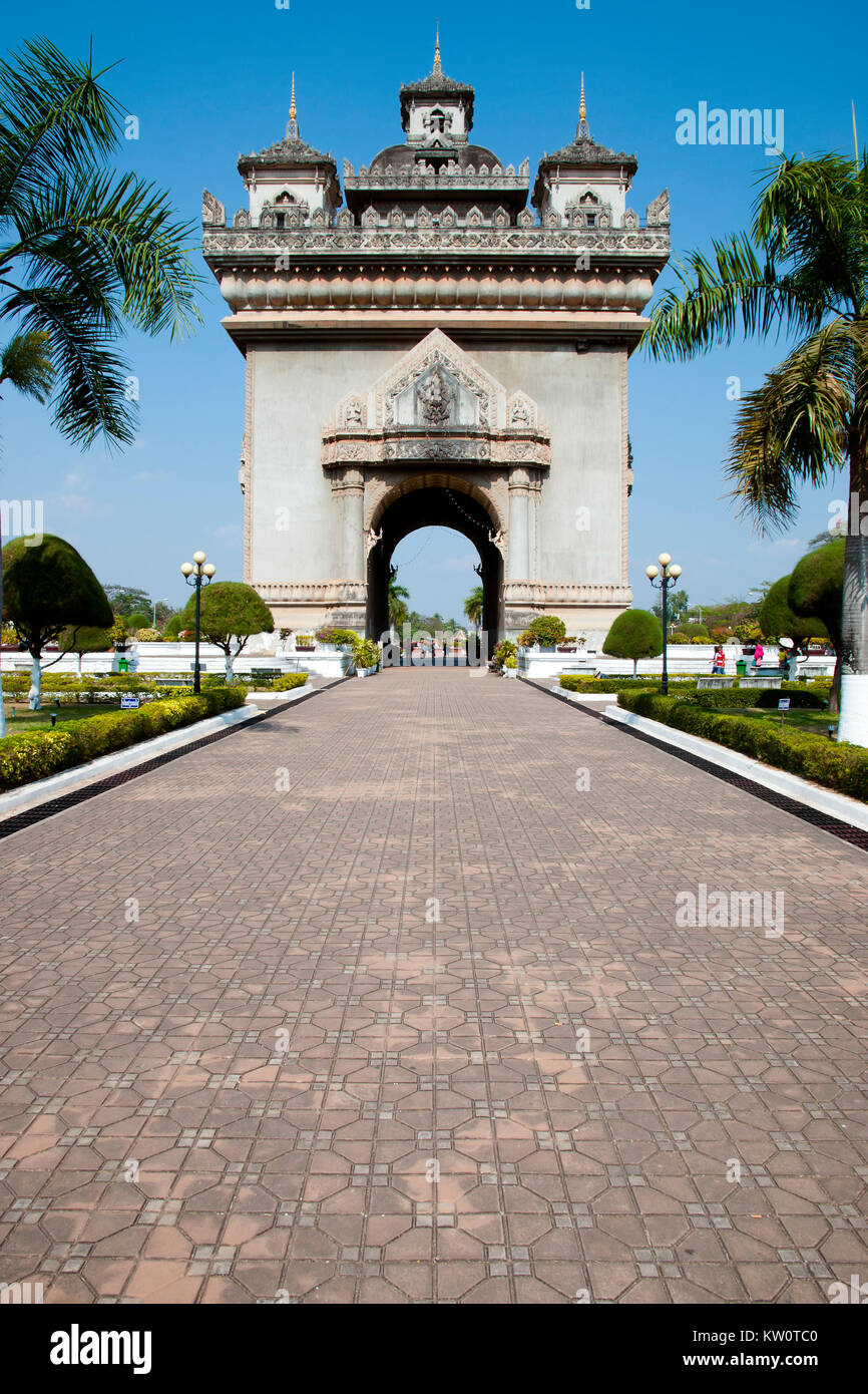 Patuxai War Monument - Vientiane - Laos Stock Photo - Alamy