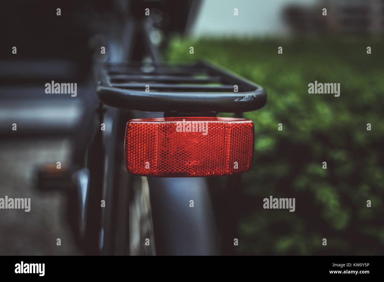 Back red light of bicycle Stock Photo - Alamy