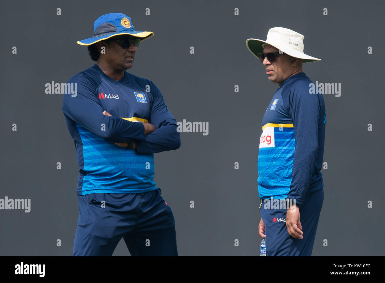 Sri Lanka fast bowling Coach Romesh Rathnayake (L) having a chat with ...