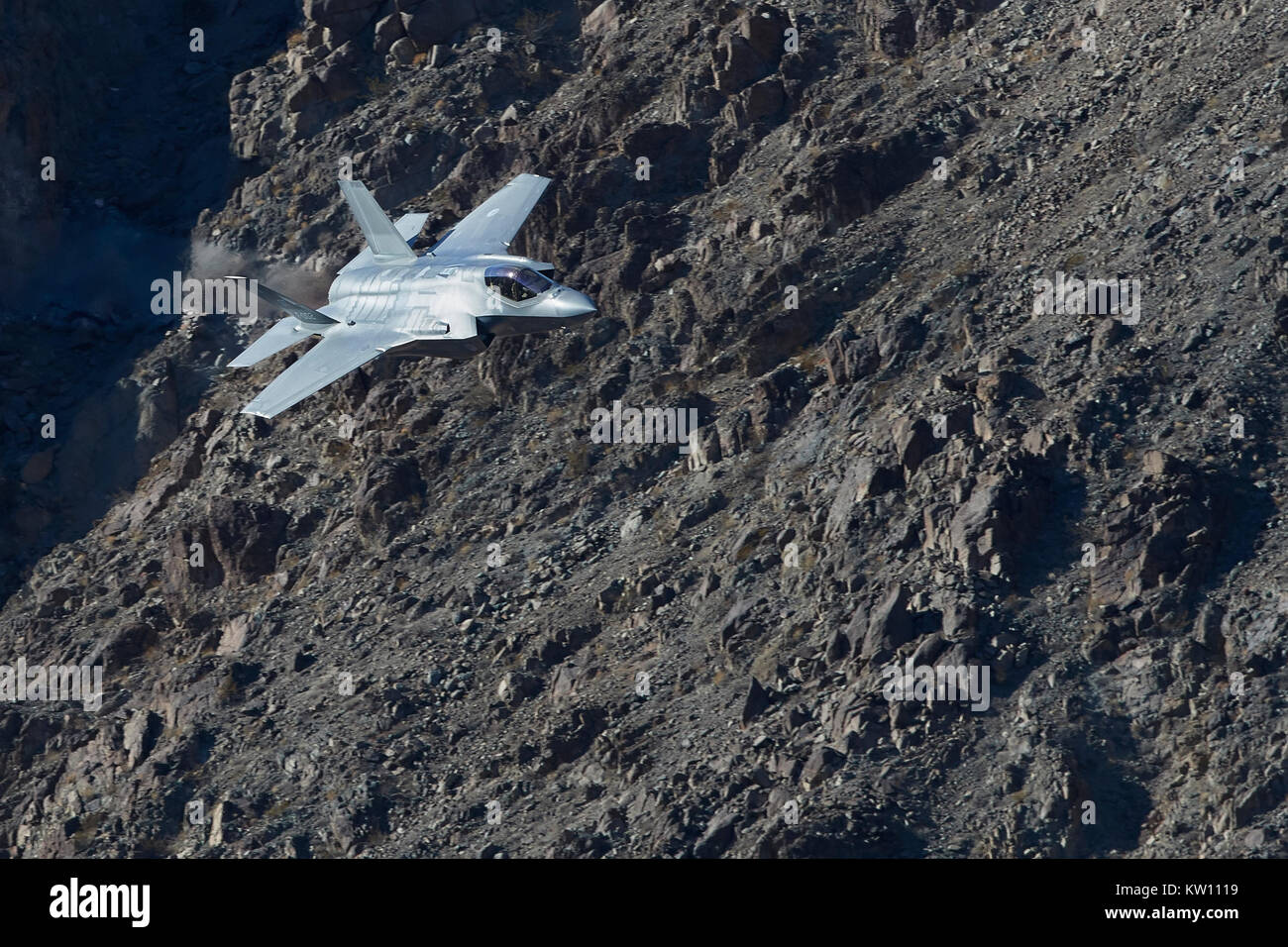 Lockheed Martin F-35A Lightning II Joint Strike Fighter (Stealth ...