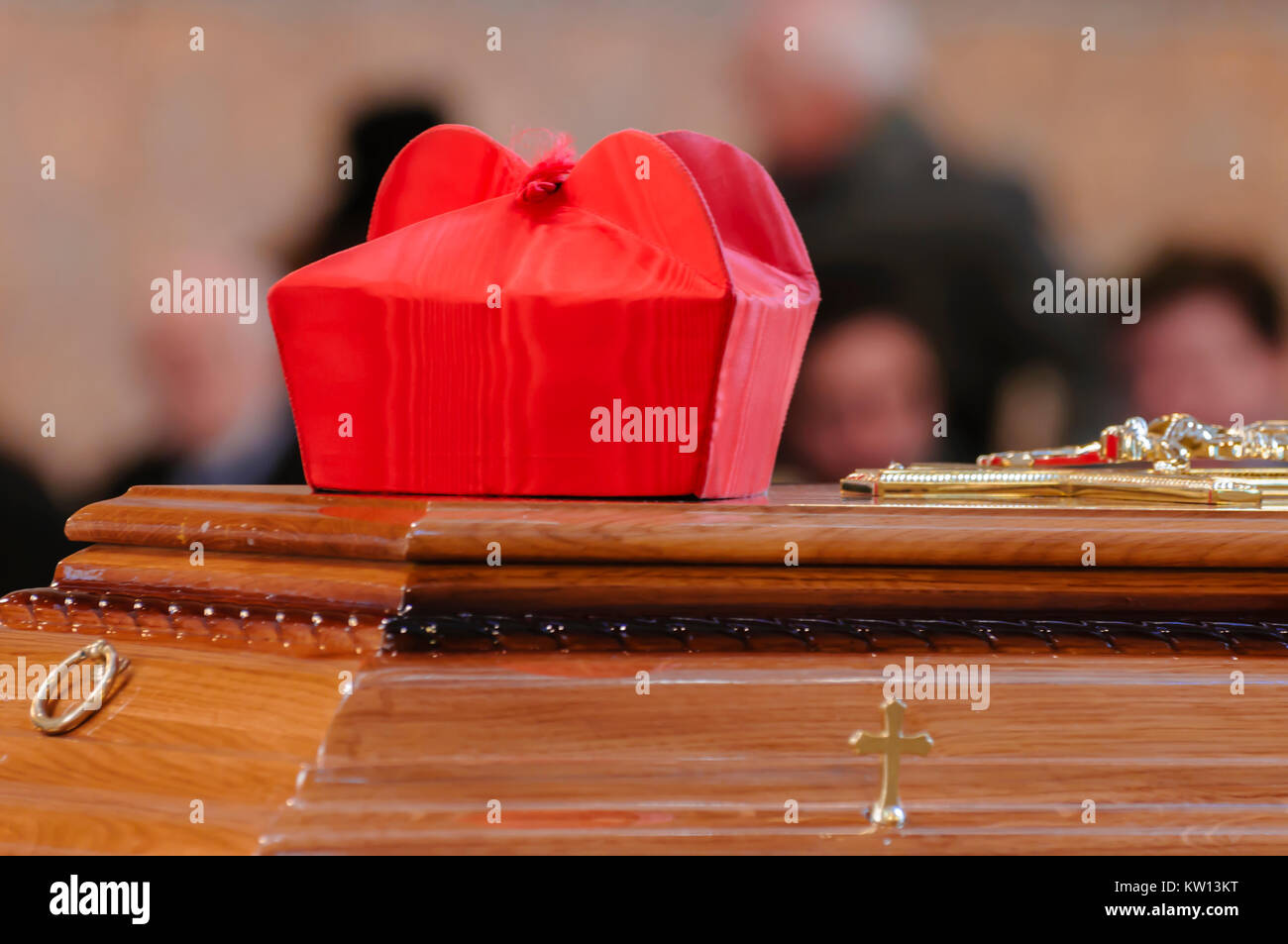 Roman catholic cardinals hi-res stock photography and images - Alamy
