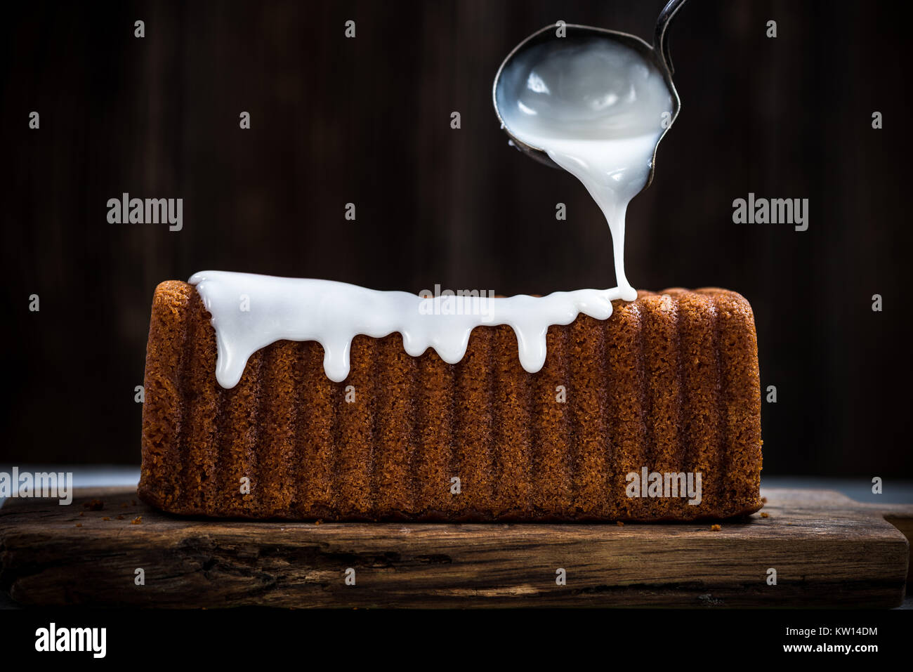 Icing top hi-res stock photography and images - Alamy