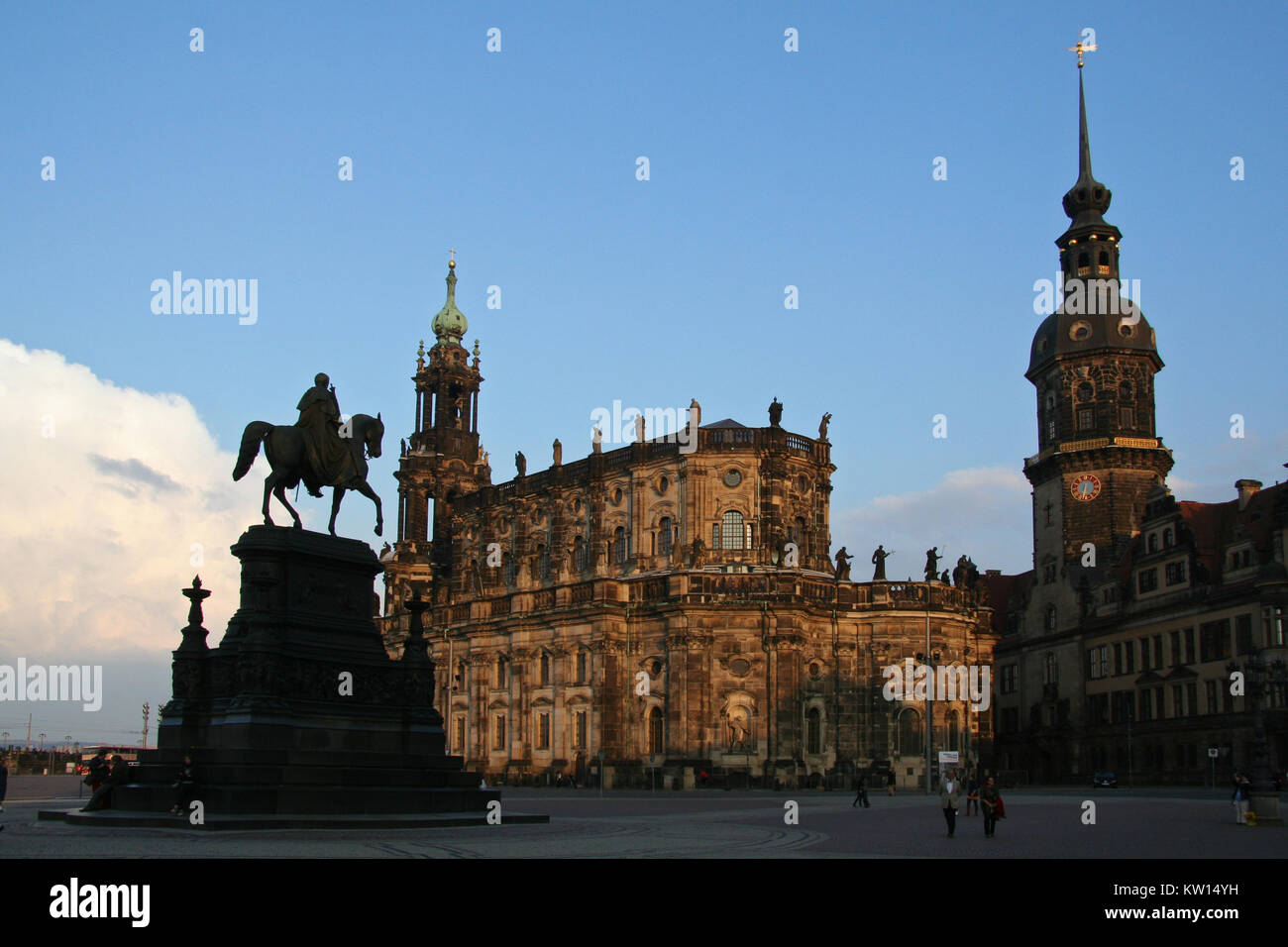 Square Theaterplatz High Resolution Stock Photography and Images - Alamy