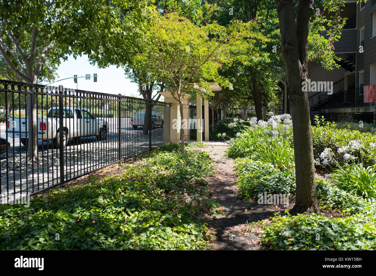 Usa housing 2000s hi-res stock photography and images - Alamy