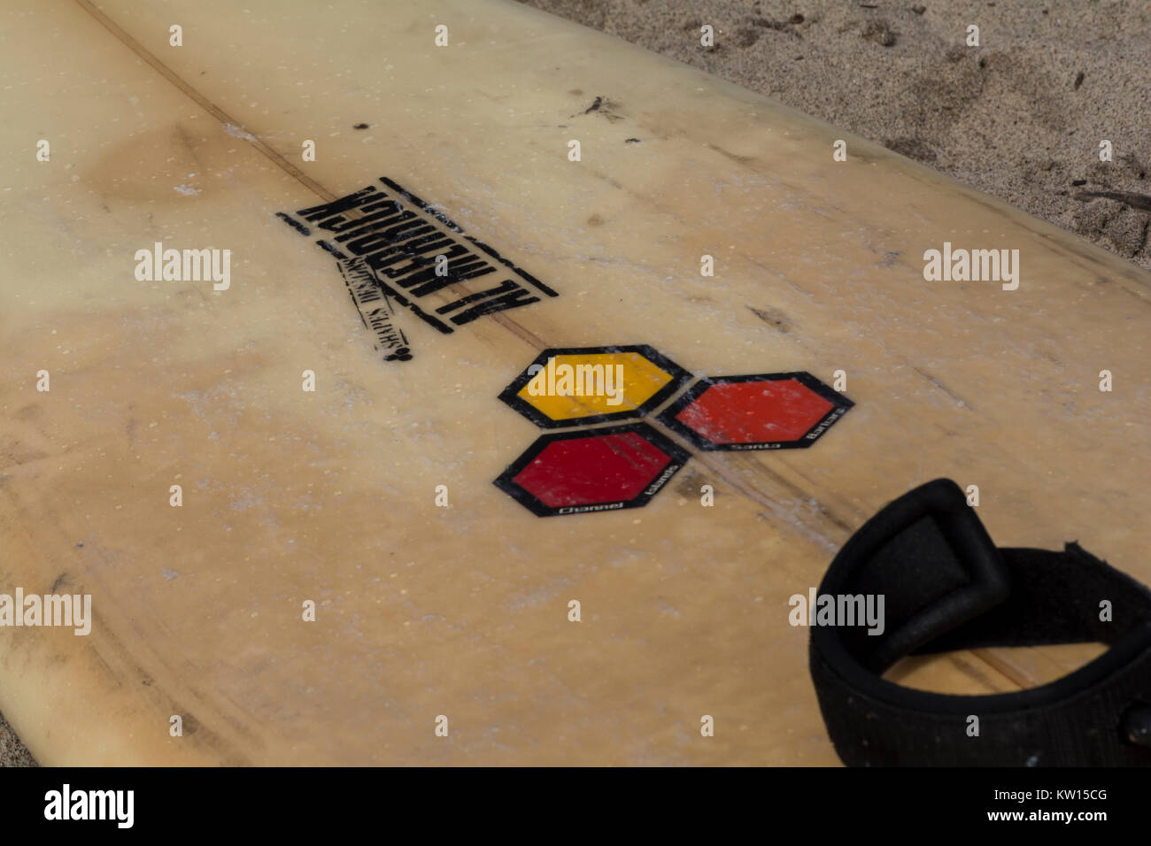 Surfboard in the sand hi-res stock photography and images - Alamy