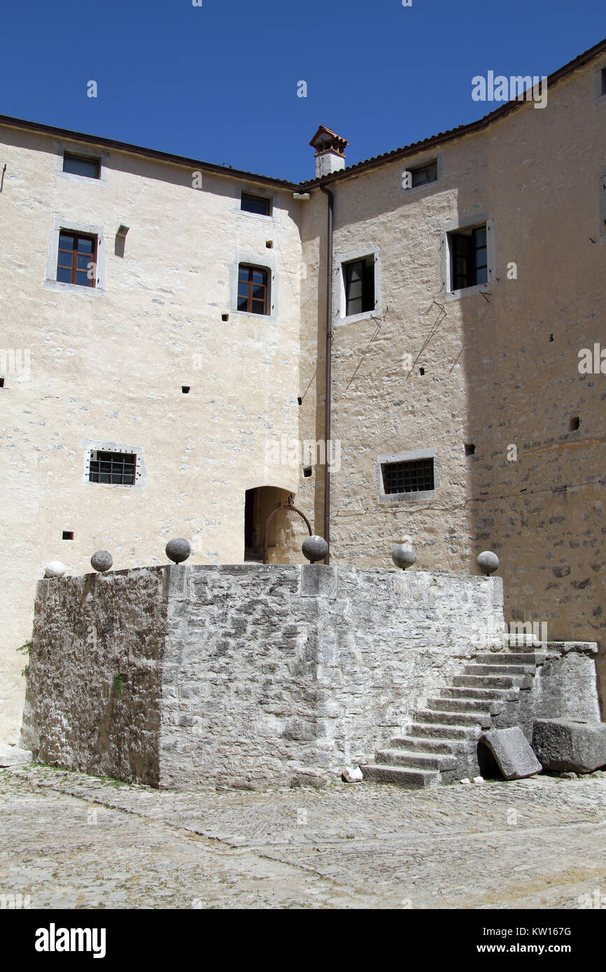 Inner yard of big fortress in Pazin, Istria, Croatia Stock Photo - Alamy