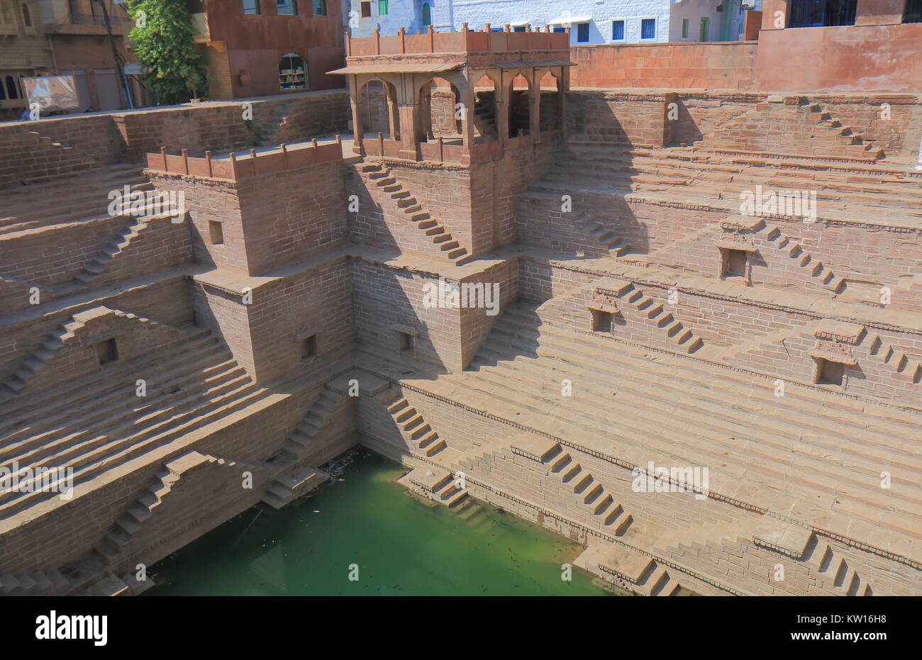 Step well of india hi-res stock photography and images - Alamy