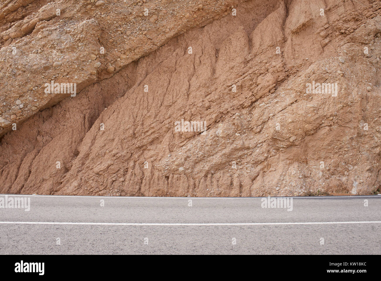 Detail of rock formation by the roadside in Spain Stock Photo - Alamy