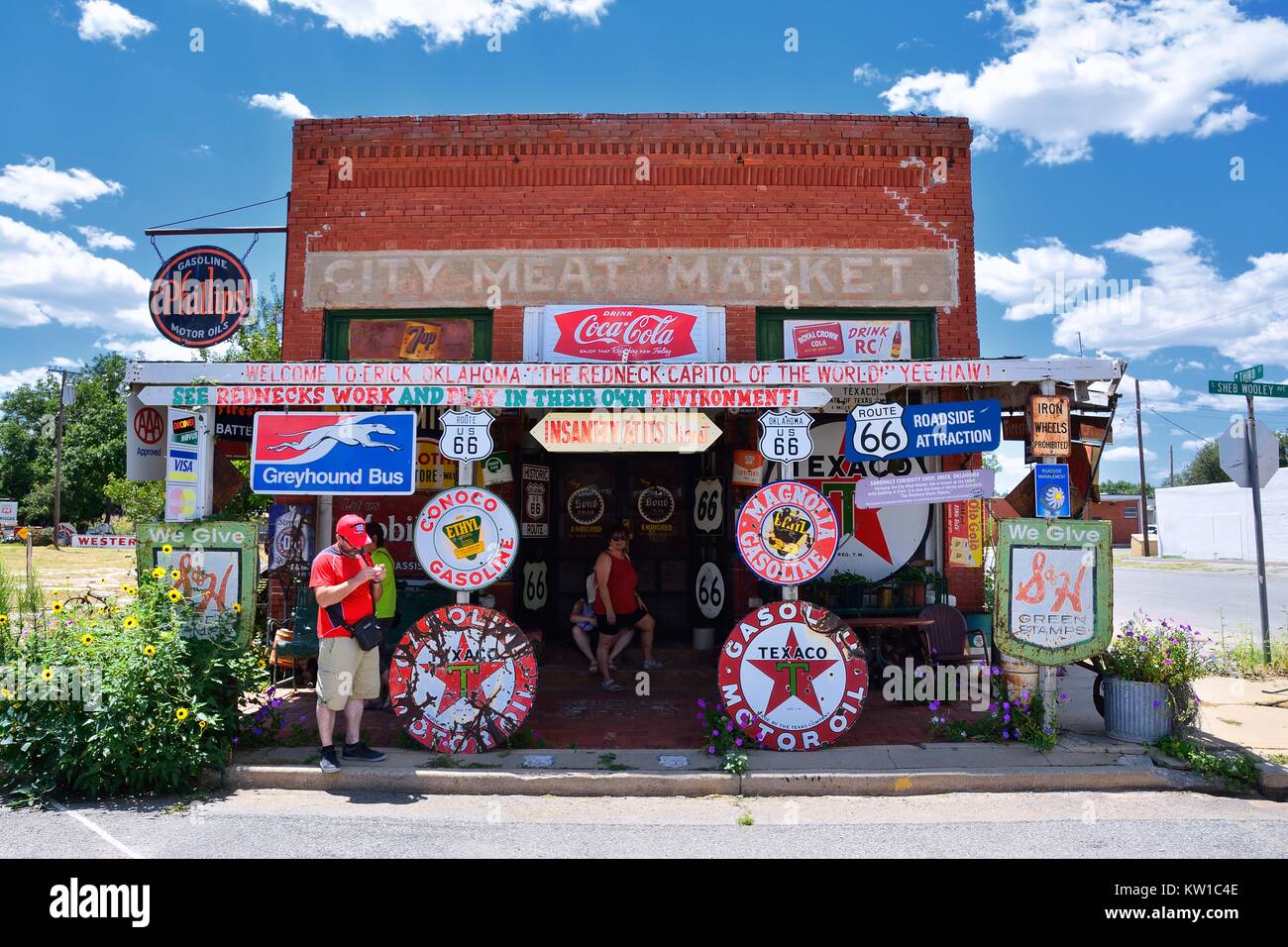 Erick oklahoma usa route 66 hi-res stock photography and images - Alamy