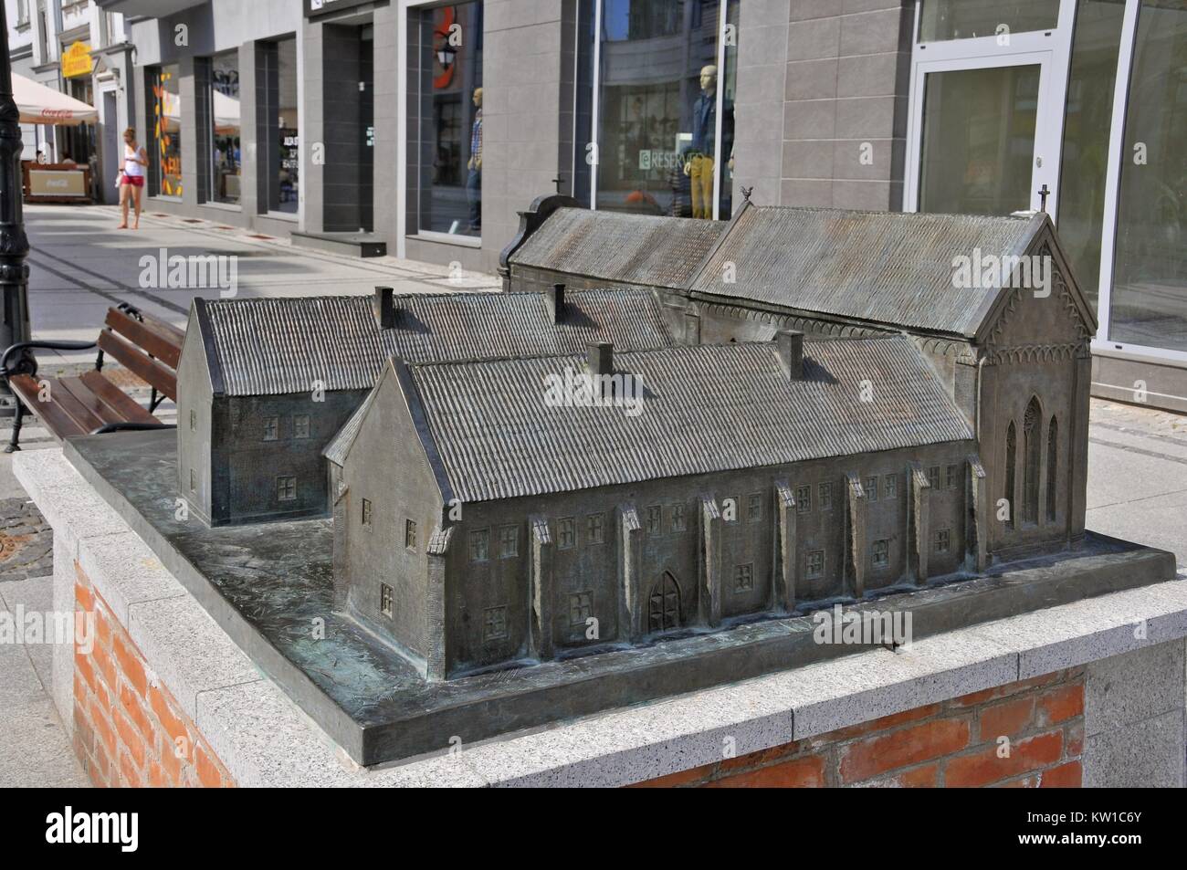 Non existing building hi-res stock photography and images - Alamy