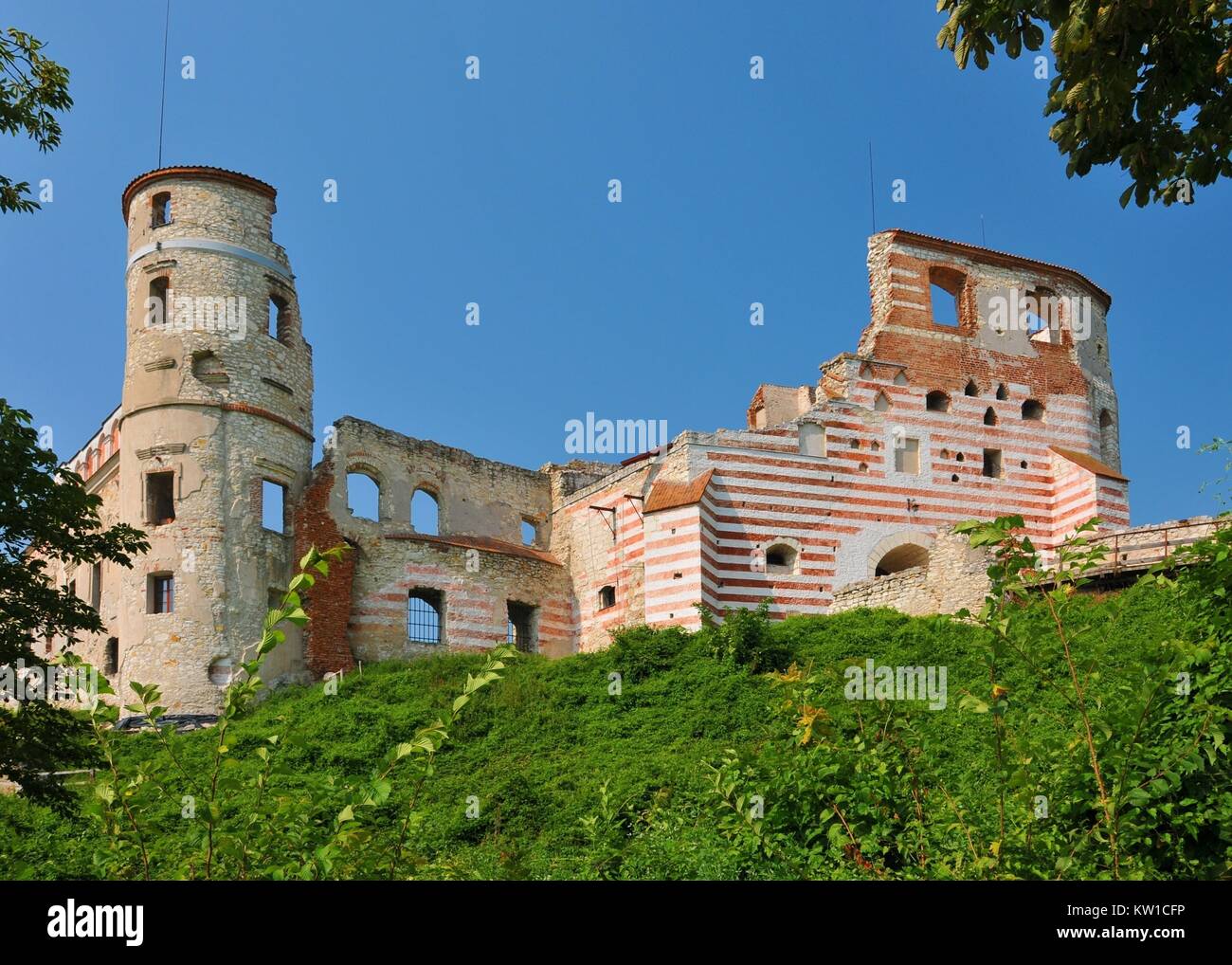 Janowiec Castle built in between 1508–1526. Janowiec, Lublin ...