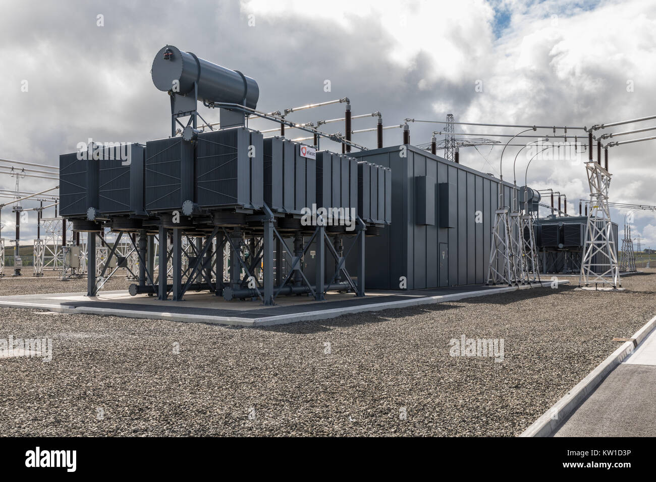 Electrical substations hi-res stock photography and images - Alamy