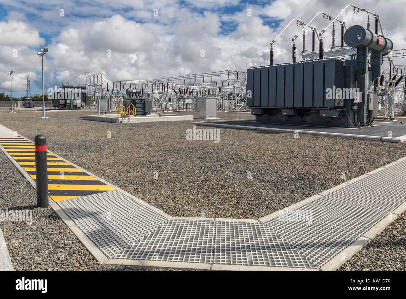 Electrical substation facilities and construction Stock Photo - Alamy