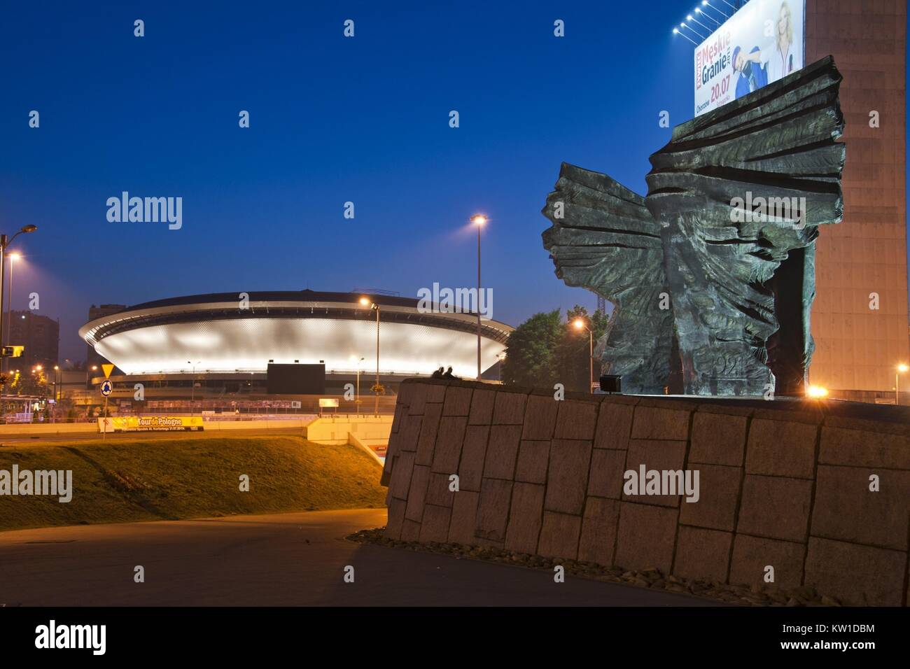 Building complex highlighted hi-res stock photography and images - Alamy
