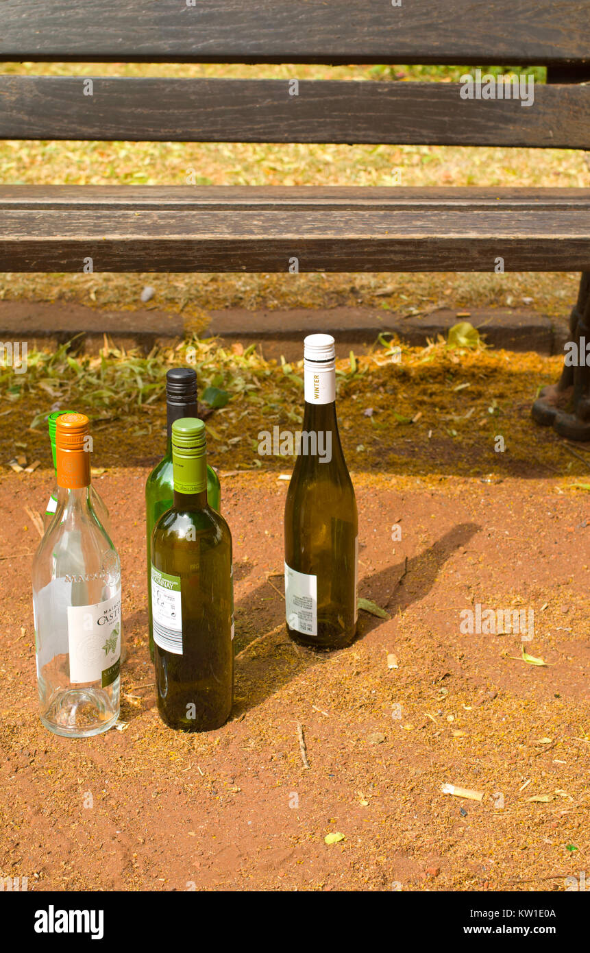 Empty Drinks bottles Alcohol Aclcohic Booze bottle Stock Photo - Alamy
