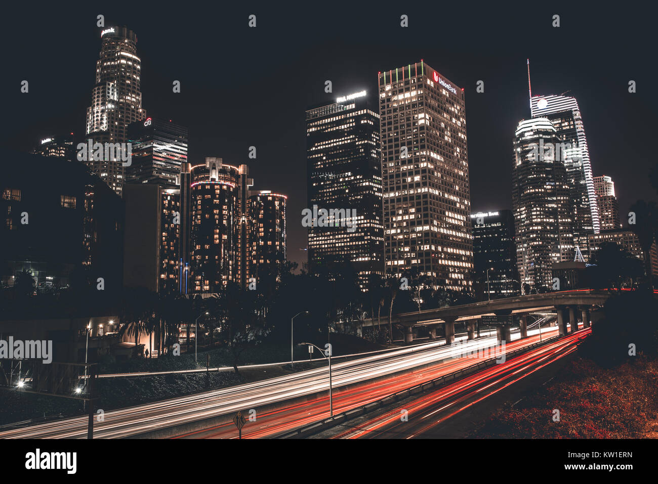 Time lapse night shot hi-res stock photography and images - Alamy