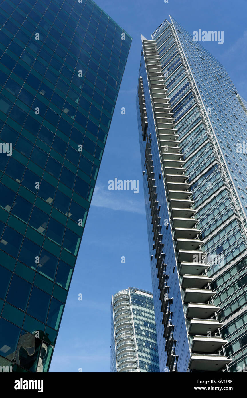 Convergence converging architecture skyscraper hi-res stock photography ...