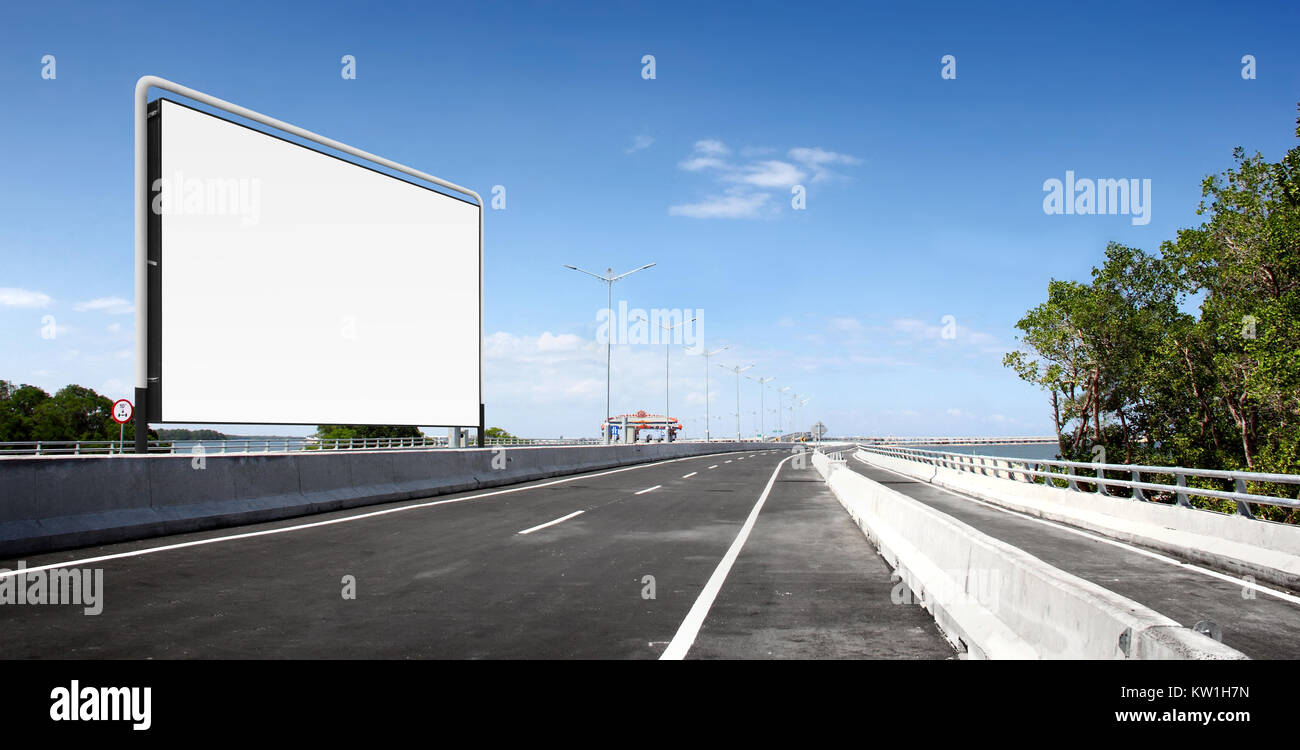 blank billboard or road sign Stock Photo - Alamy