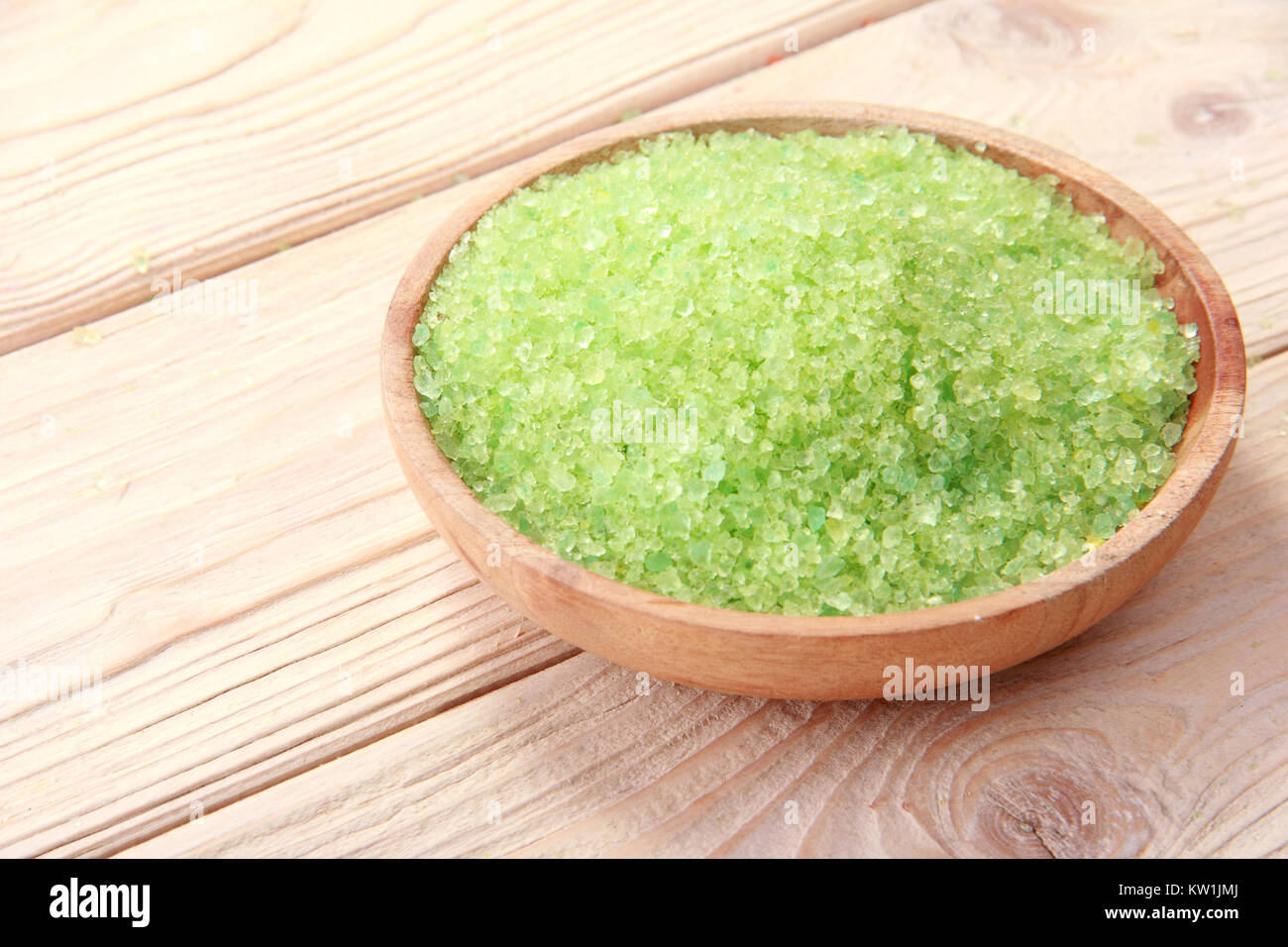 green spa sea salt Stock Photo - Alamy