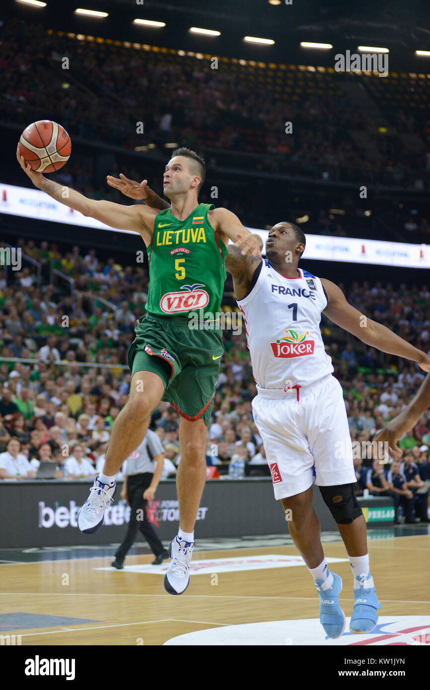 Mantas kalnietis hi-res stock photography and images - Alamy