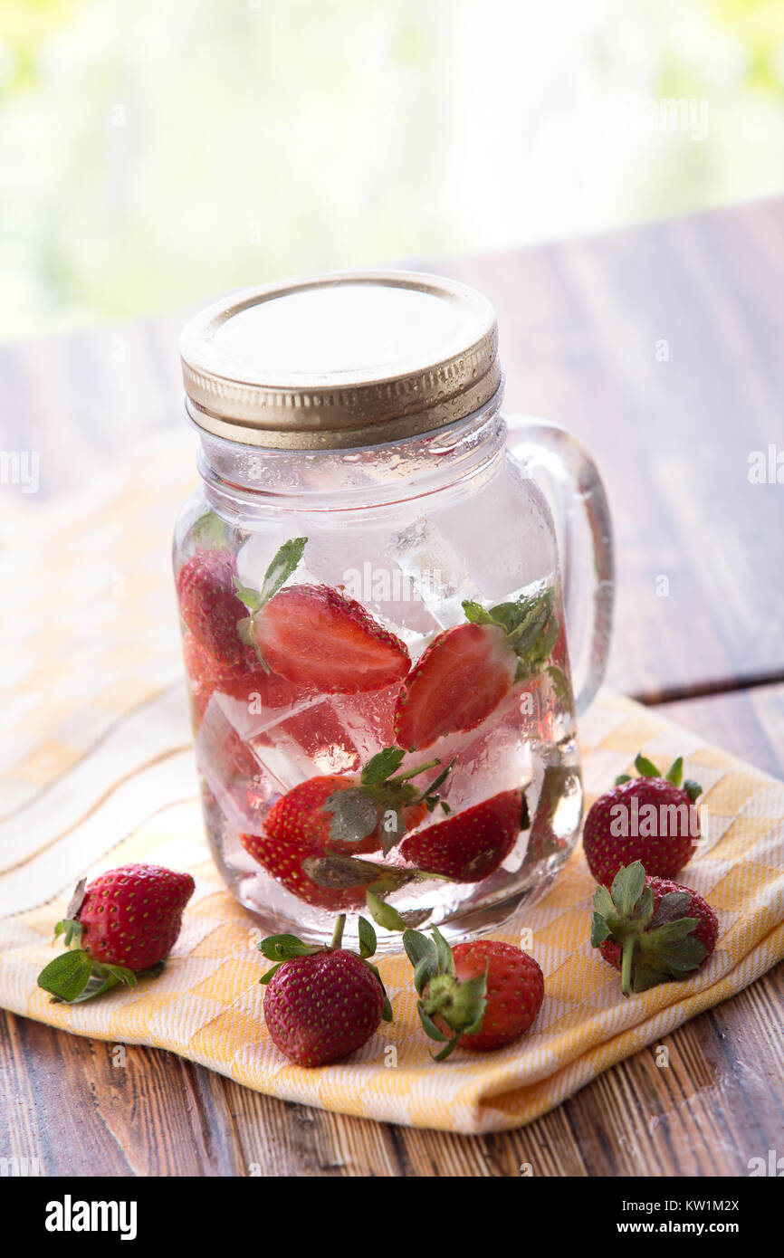 Infuse water hi-res stock photography and images - Alamy