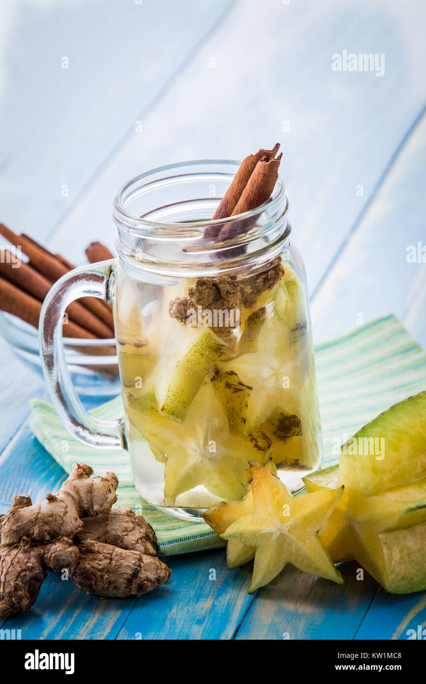 infused water mix of starfruit, cinnamon and ginger Stock Photo - Alamy
