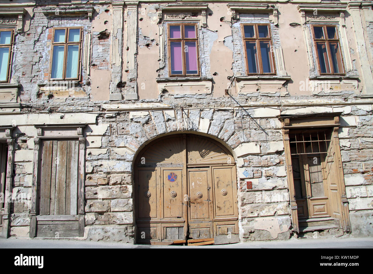 Building after war in Vukovar, Croatia Stock Photo - Alamy