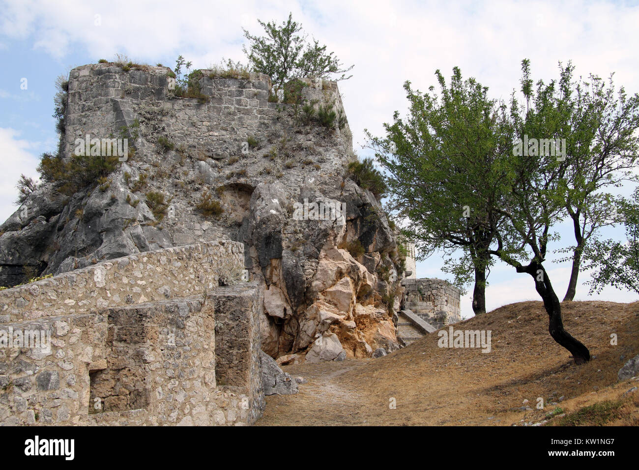Stone wall and rock inside fortress in Knin, Croatia Stock Photo - Alamy