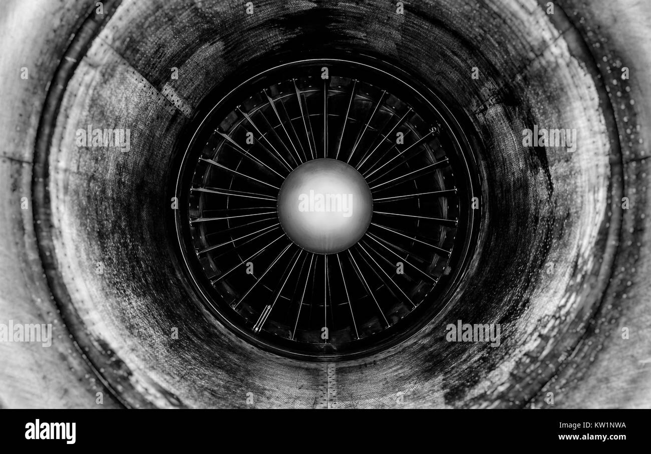 Turbofan aircraft engine Black and White Stock Photos & Images - Alamy